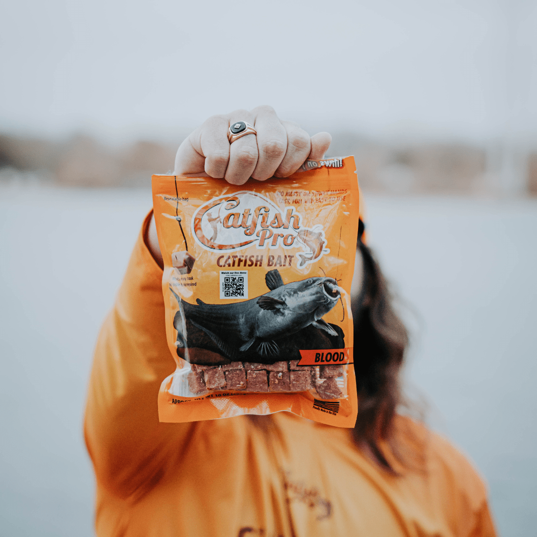 Blood Worm Catfish Bait – Cajun Mapping